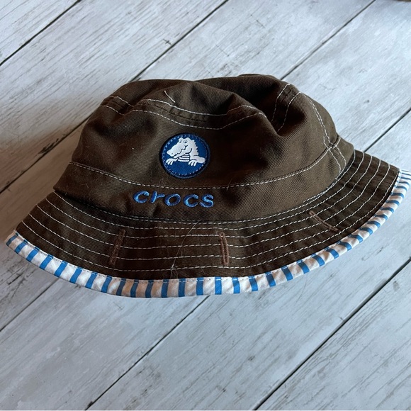 CROCS | Accessories | Preowned Crocs Brown Blue Bucket Hat 24 Years ...